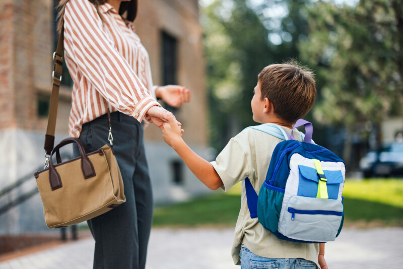 Changing Schools in Dubai? Mid-Year Transfers, Refunds & KHDA Rules