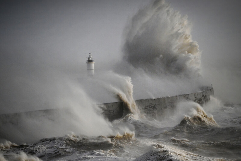 UPDATED: Storm Éowyn, Red Weather Warning Closes Schools Across the UK