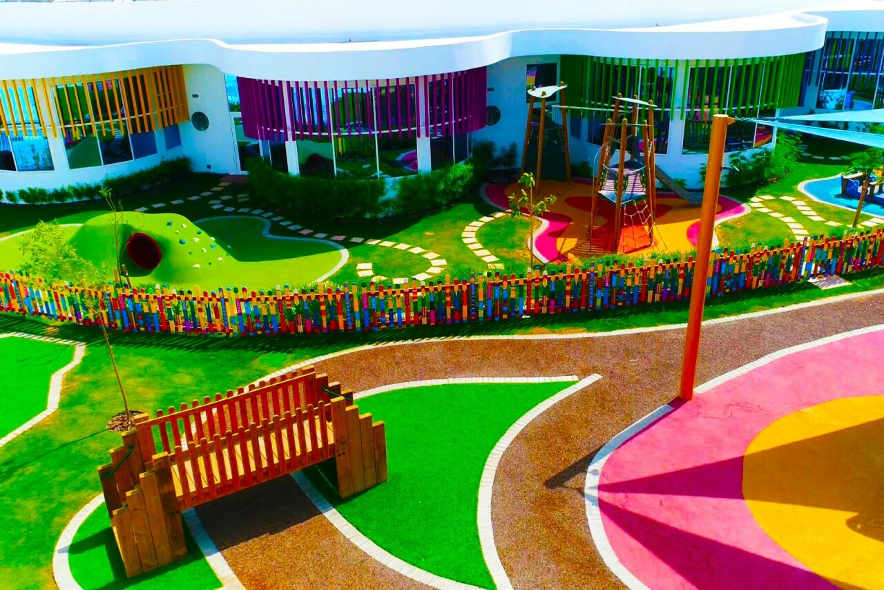 Dubai International Academy Emirates Hills: Review | SchoolsCompared.com